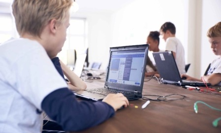 Programmieren lernen in der Schule | Hacker School @yourschool